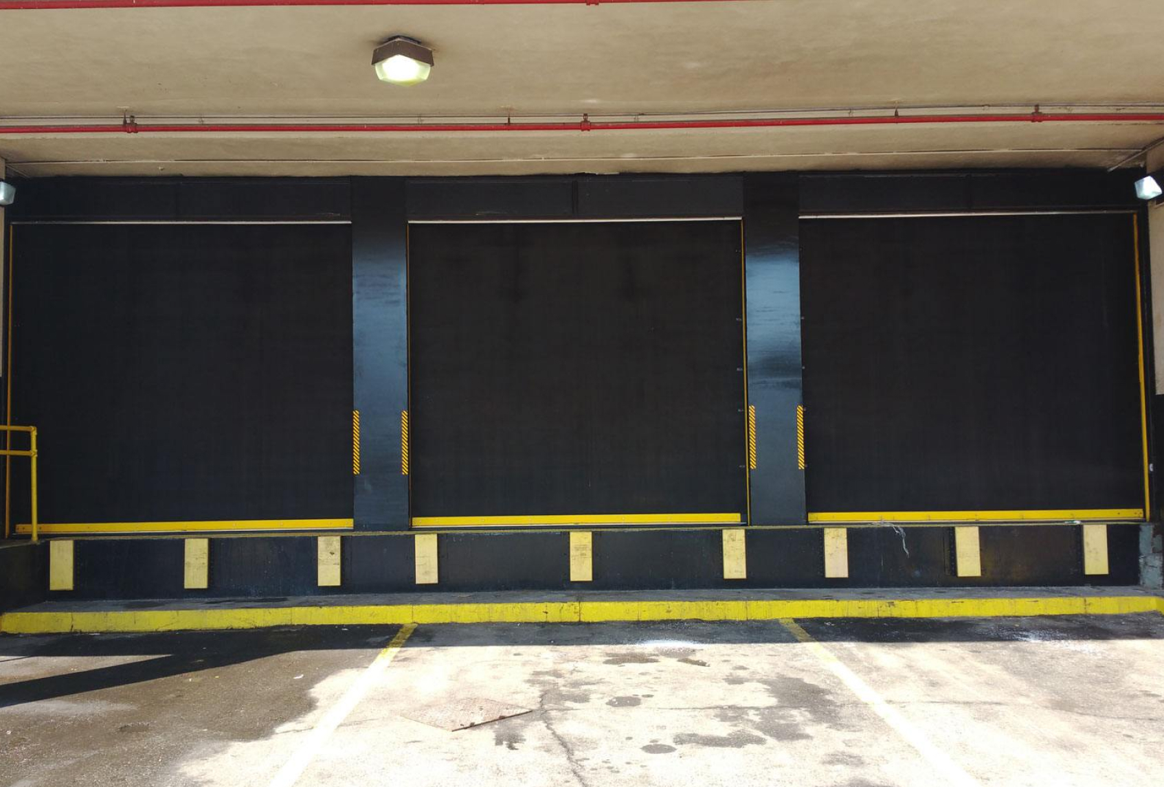 Loading-bay doors | MaxDock | C.H.I. Overhead Doors