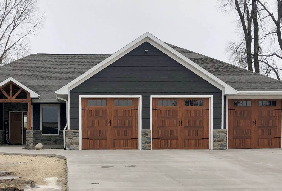 Ranch style garage doors | C.H.I. Garage Doors